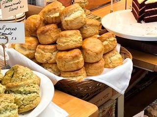 CAFE LAYERED 安国店の写真アルバム 2ページ目｜三清洞・ソウル北部(ソウル)のグルメ・レストラン｜韓国旅行「コネスト」