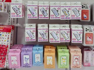 HELLO KITTY APPLE CAFEの写真アルバム 2ページ目｜明洞(ソウル)のグルメ・レストラン｜韓国旅行「コネスト」