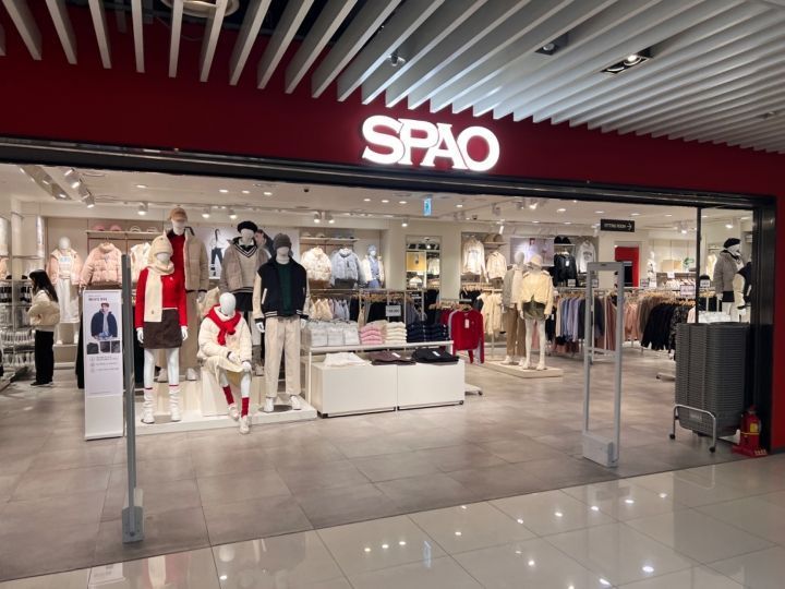 SPAO NOONSQUARE明洞店｜明洞(ソウル)のショッピング店｜韓国旅行「コネスト」